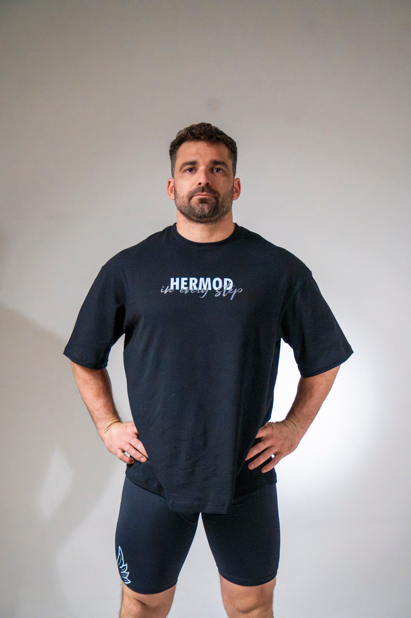 Oversize Black – Hermod